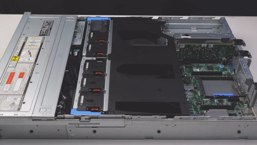 High-value thoughtful balanced player: Dell PowerEdge R760xs server ...