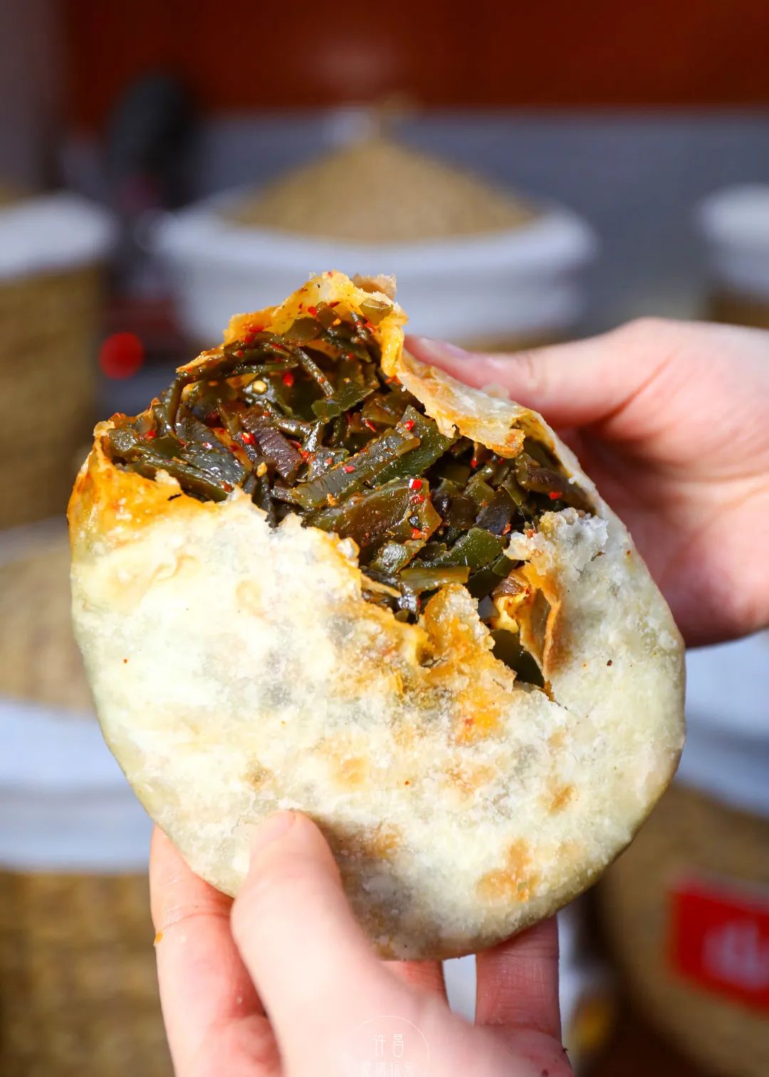 A seaweed cake that has been sold for 15 years has become a living sign ...