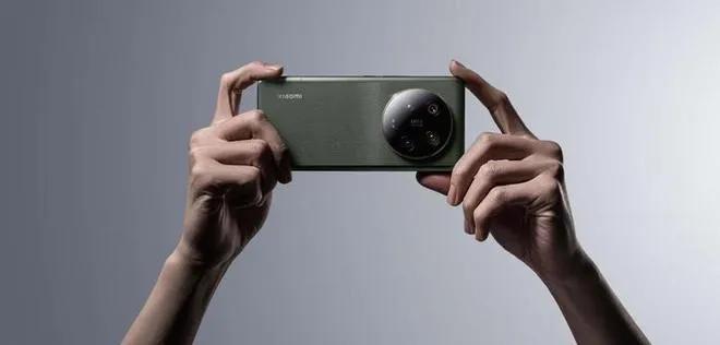 The appearance is a god! Android phones are thriving, and Mi 13 Ultra ...