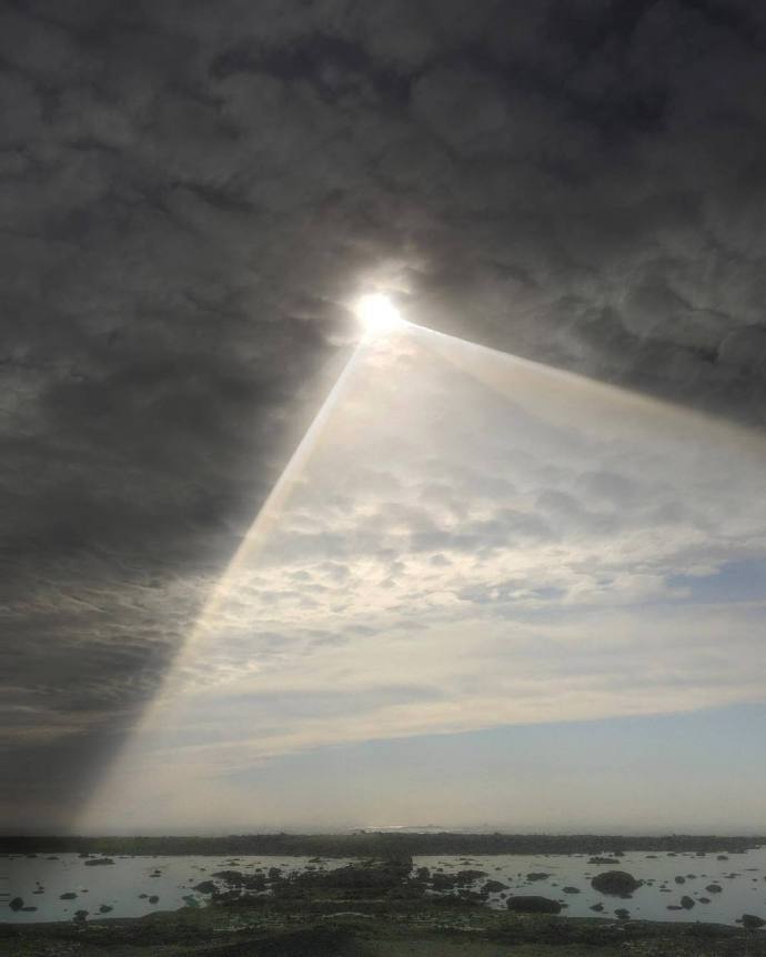 The Trisolaran has not come, and we have entered a long bottleneck ...