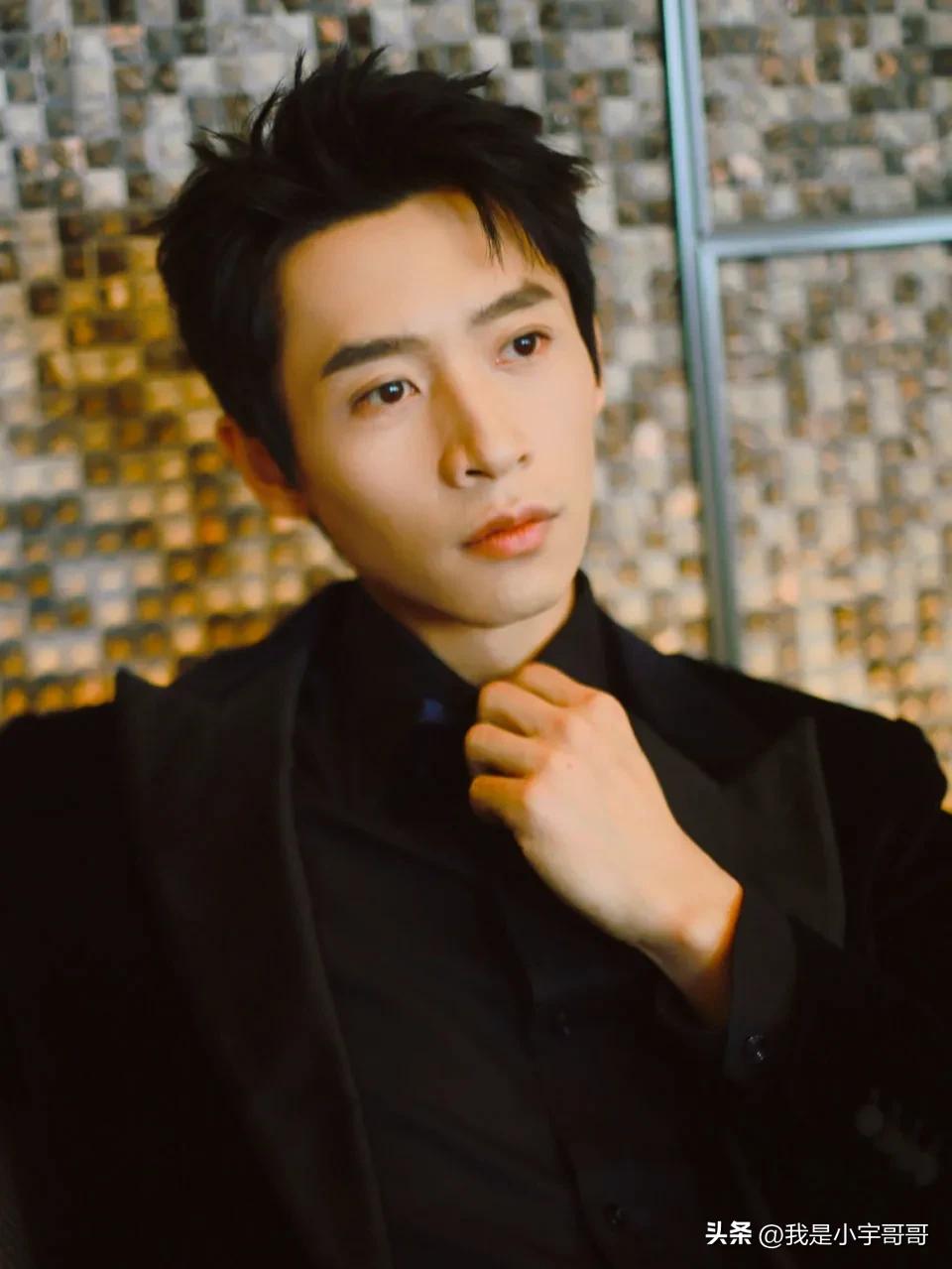 Wei Chen's appearance at the Beijing Film Festival was released, a pure ...