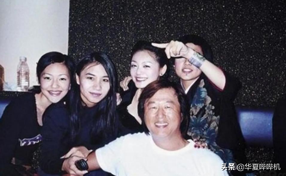 Where is Xie Yilin, who has 4 children after marriage and has 4 ...