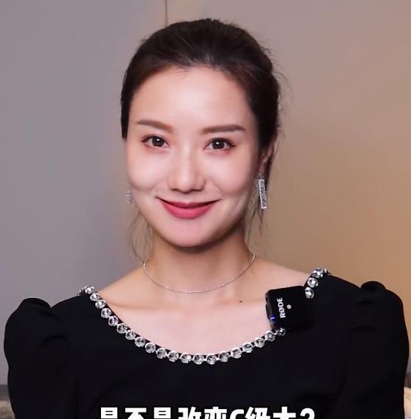 Old photos of Brother Monkey's wife He Yuxin were exposed. Netizens: Are you sure they are the ...