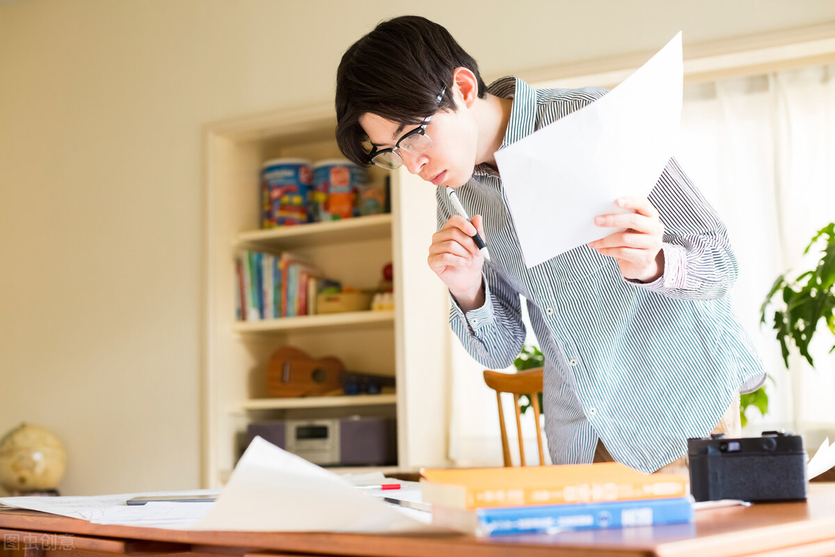 Entrepreneurship education: how does graphic design reflect the sense ...