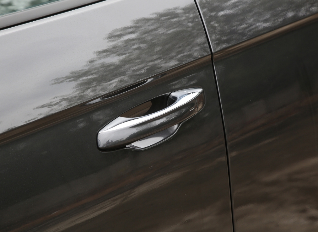 The tough lines of the tail make it look more sporty. - iNEWS