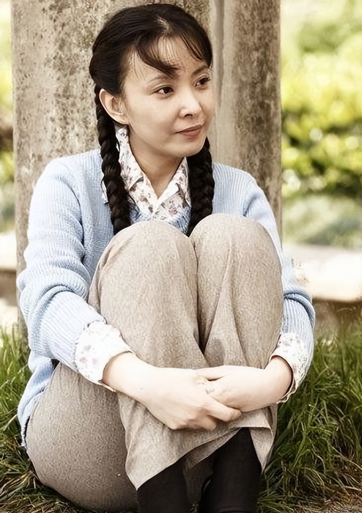 After 26 years of low-key acting, marrying a wealthy businessman ...