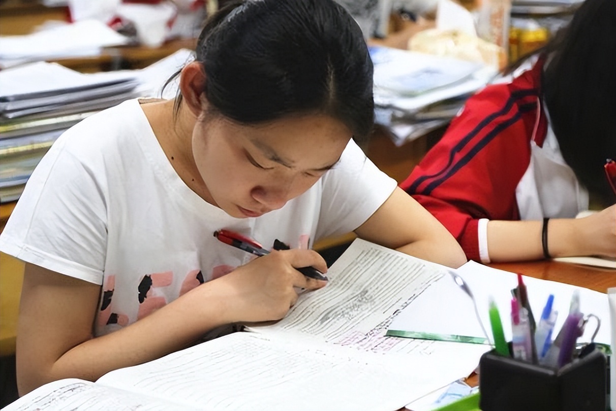 Taking stock of the stars who graduated from Tsinghua University and ...