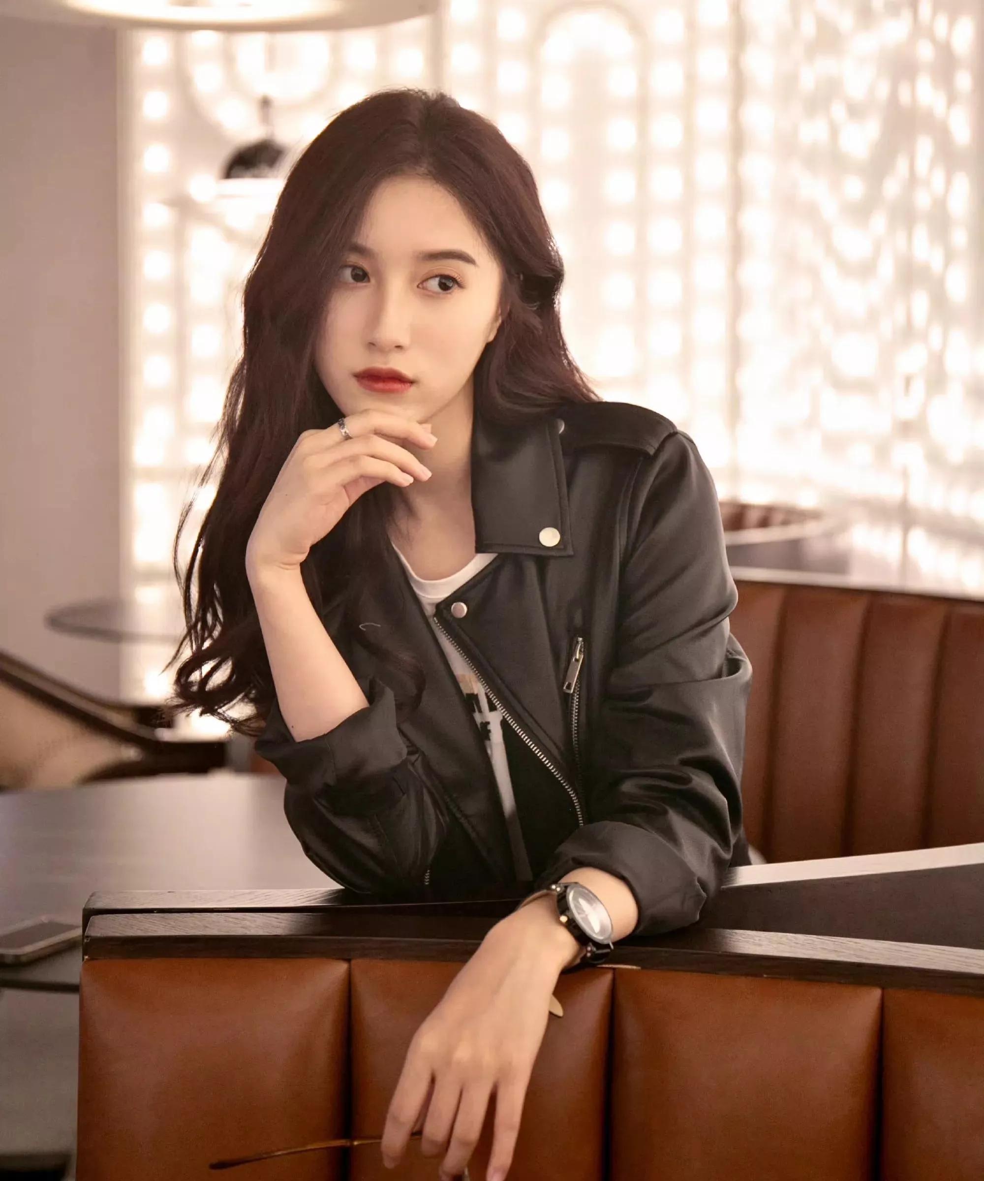 Hu Jiaxin, Appreciation of Meitu Series - iMedia