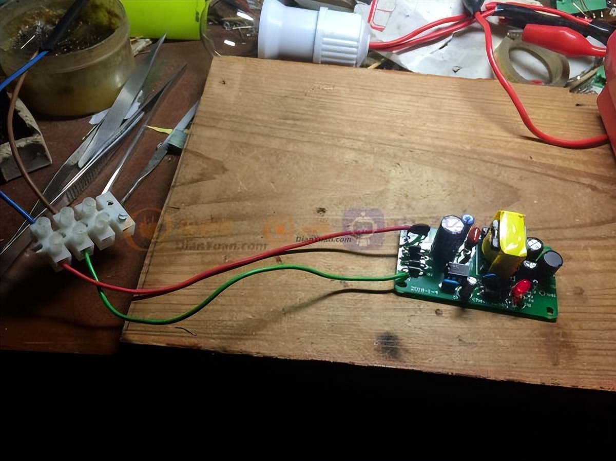 [DIY] Use DK112 to learn how to make a flyback switching power supply ...