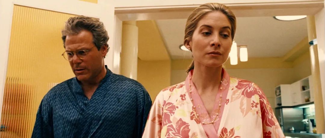 "Deadly Gunfire" looking for a gun encounters abnormal thrills, and the ...