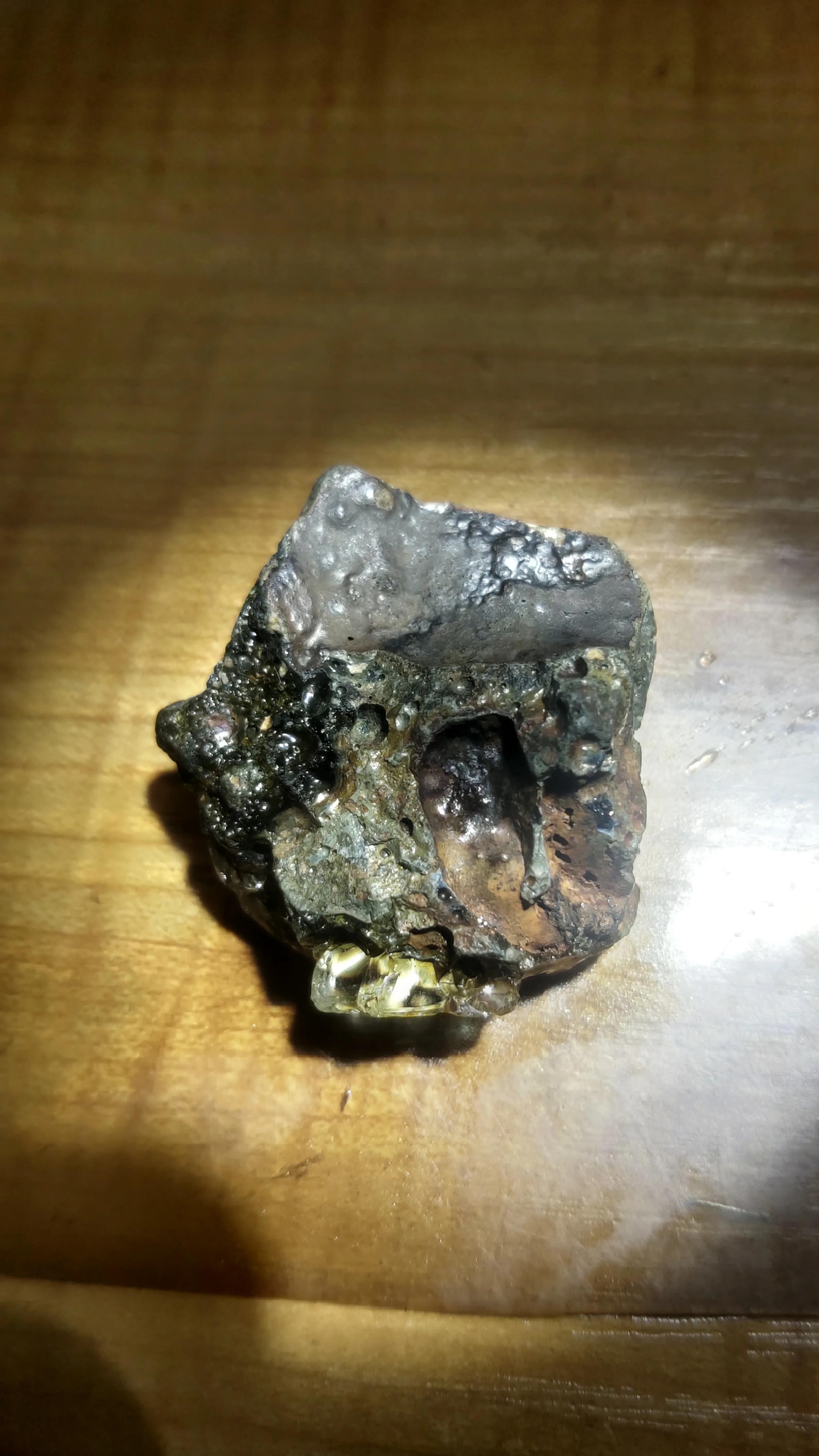 lunar glass meteorite - iNEWS