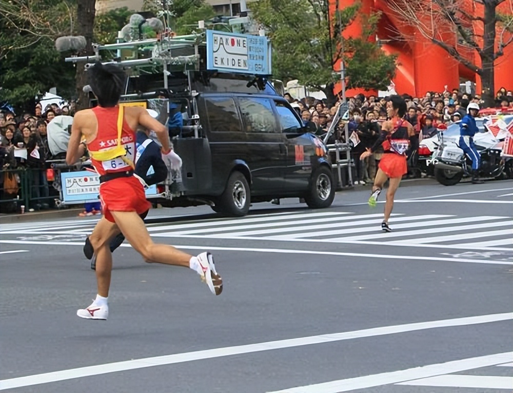 Run the wrong way before the finish line Collectively run the wrong way ...