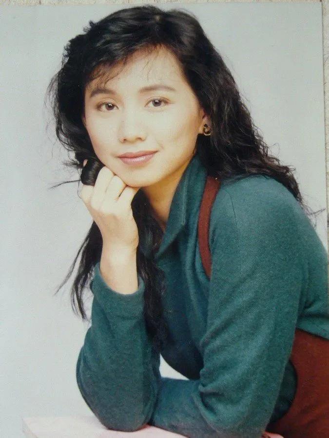 She is called Little Teresa Teng, left countless classics, but missed ...