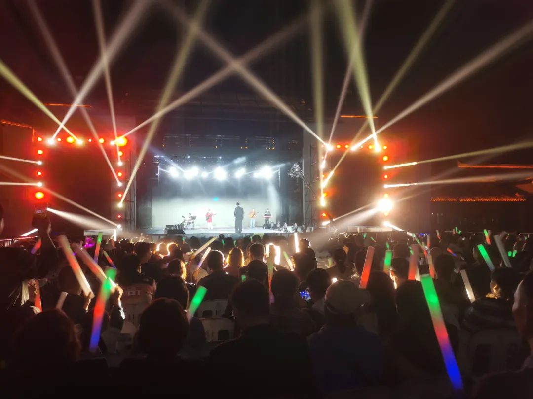 This concert tonight was amazing! - iNEWS