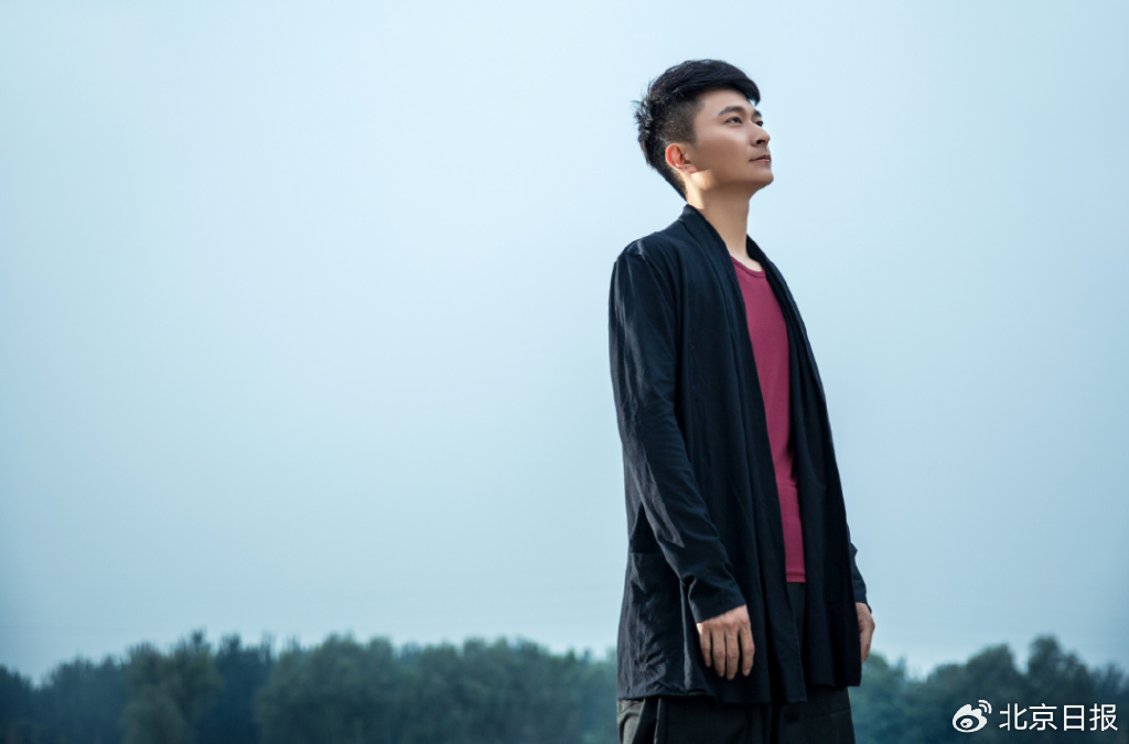 After the closing, let's talk about the story behind the scenes - iNEWS