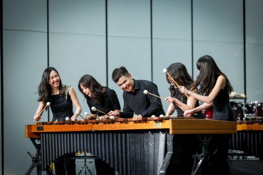 Combining Eastern and Western music elements, Zhu Zongqing Percussion Ensemble's "Infinite ...