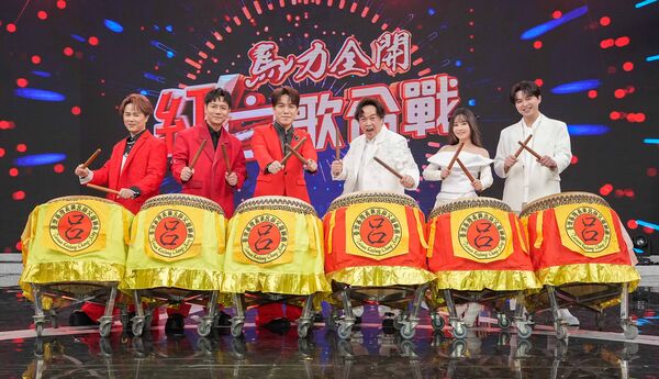 Kang Kang suffered a horrific fall in the bathroom, bleeding profusely ...