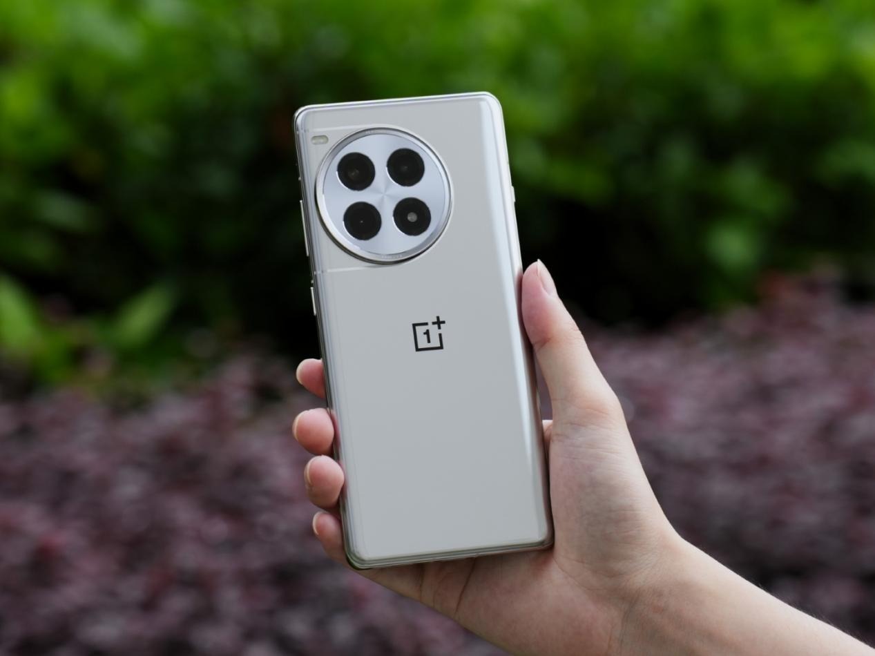 The must-have high-performance new phones for summer, these two phones ...