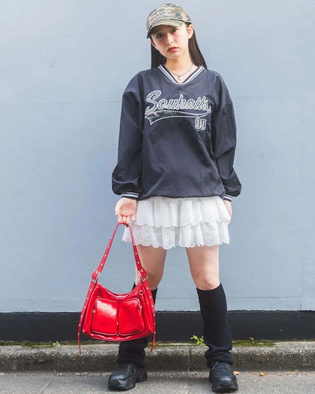 Japanese street girl style captures the refreshing atmosphere of early ...