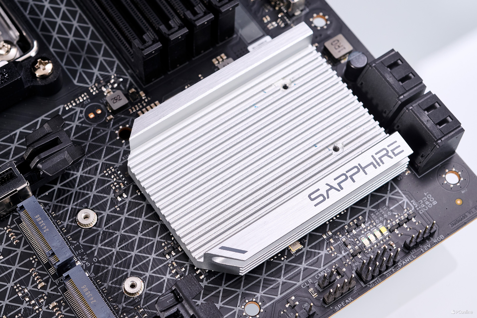 Sapphire NiTRO+ Nitrogen Power B850M Wi-Fi Review: Cost-effective 3A ...