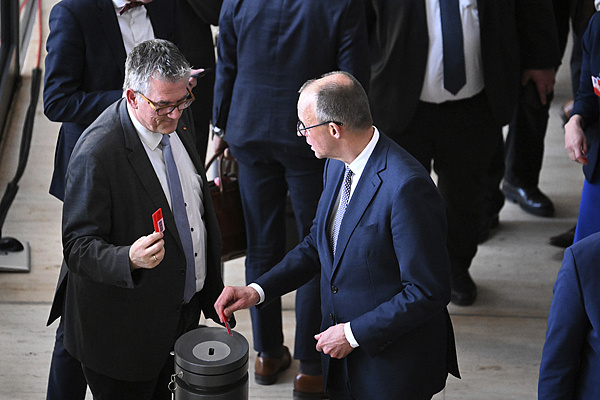 German Bundestag passes historic 100 billion euro fiscal package - iNEWS