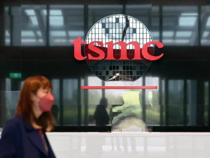 Hit the swollen face to fill up the fat man! Facing the DPP, if the ...