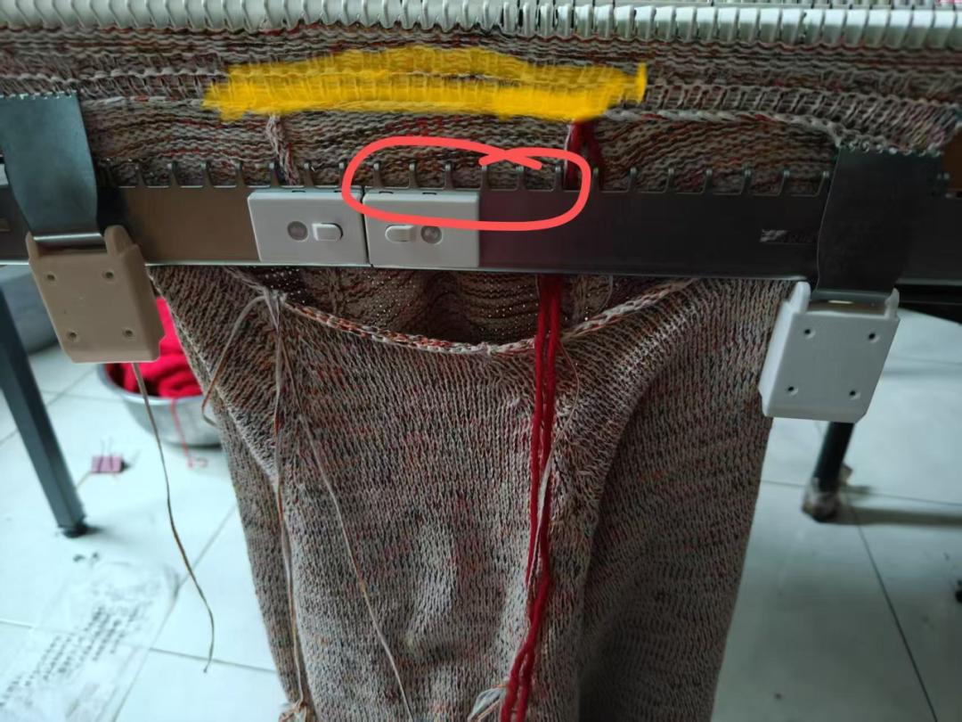 Knitting machine master answers questions online! 12 questions answered to help you avoid ...