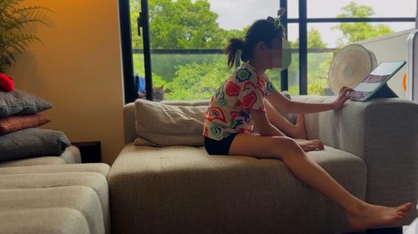 Zhang Qihui shows off her 9-year-old daughter's long legs! Her height ...