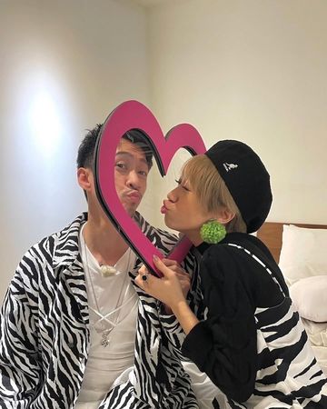 Recording the 200th episode of "Variety Show Hotspot"! Xiao Zhong didn ...