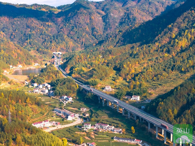 [Travel and Photography in Yingshan, Love My Sanhe] "Ten Million ...