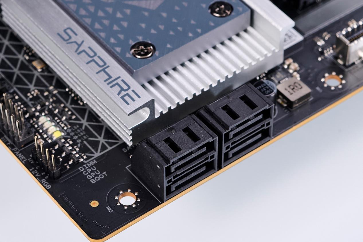 Sapphire NiTRO+ Nitrogen Power B850M Wi-Fi Review: Cost-effective 3A ...