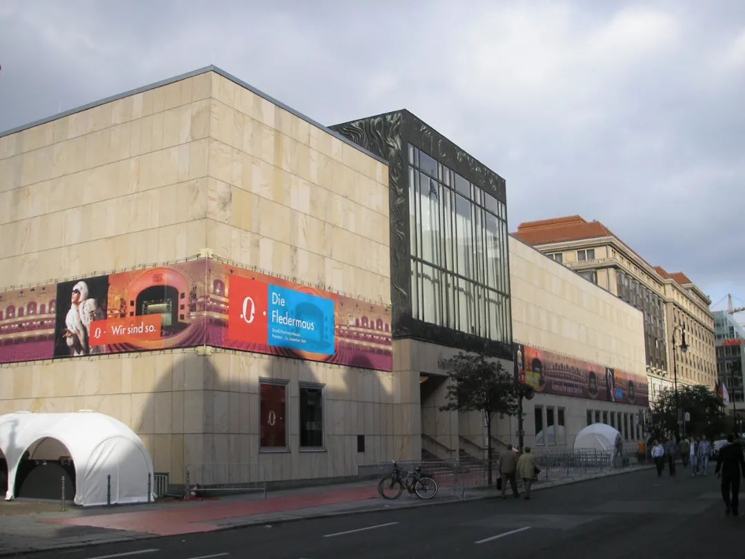 Global opera, a matter of life and death? - iNEWS